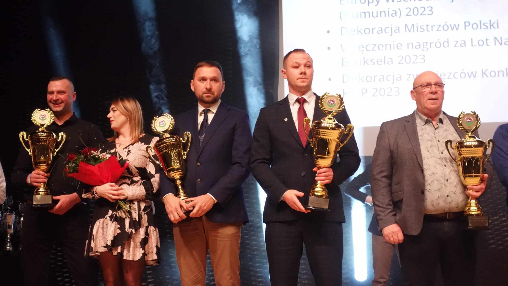 Piotr Madej - nowa hodowla na stronie | Hodowle Gołębi